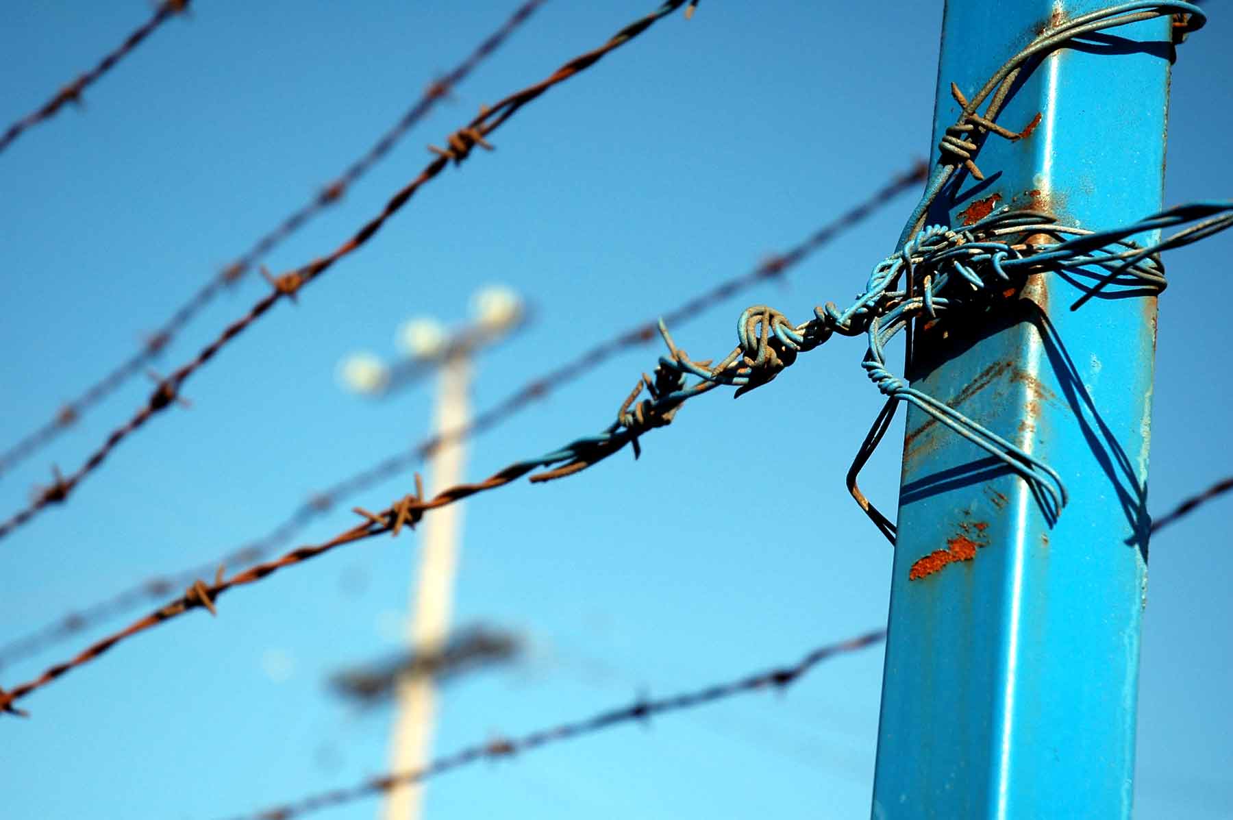 Barbed wire – kataan.org